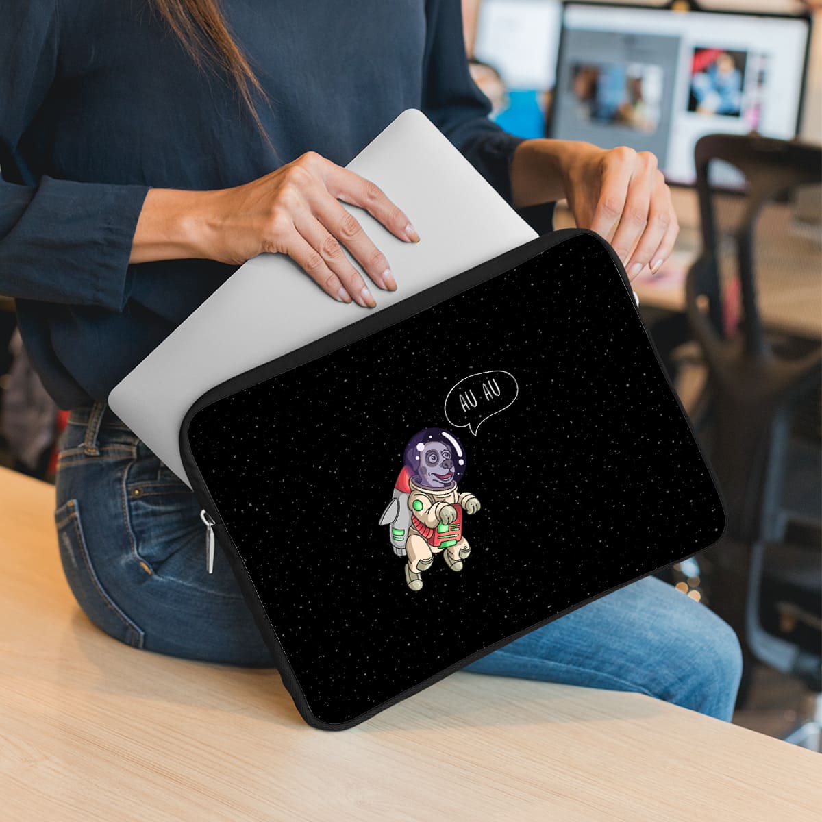 Capa Case Pasta Notebook Ate 17.3 Polegadas Dog Astronauta - Carrefour