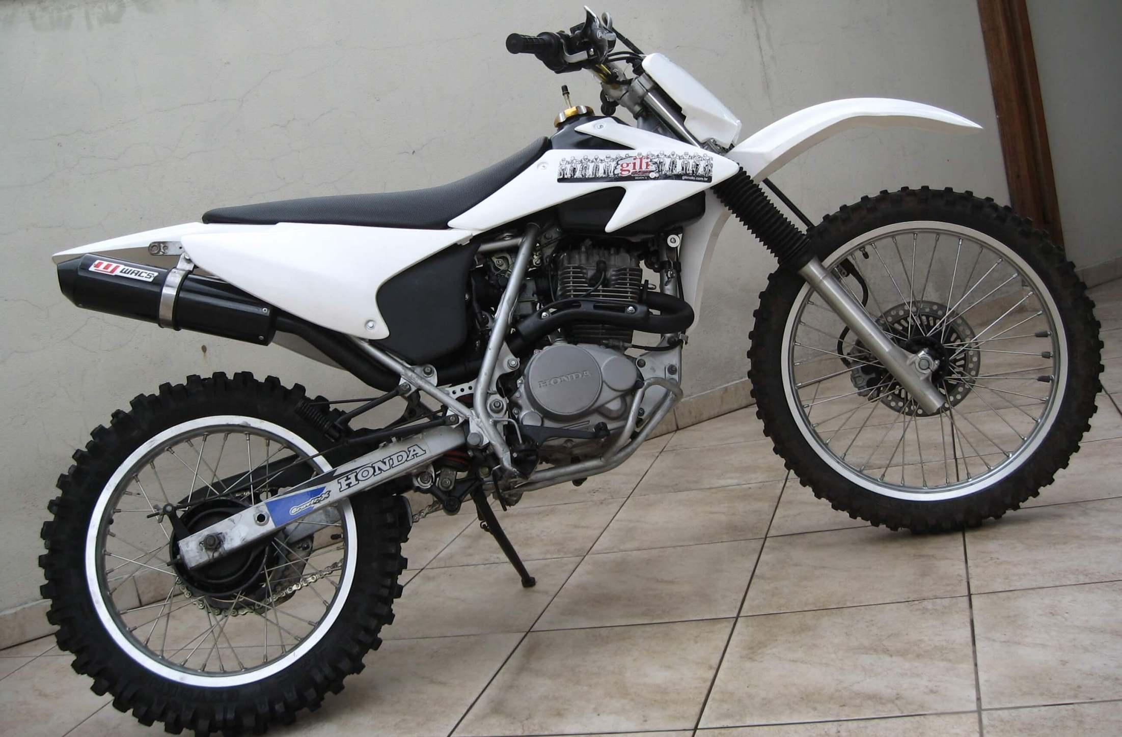 Tanque Modelo Crf230 Adaptavel Em Xr 200, Nx 200, Xlr 125 - Carrefour