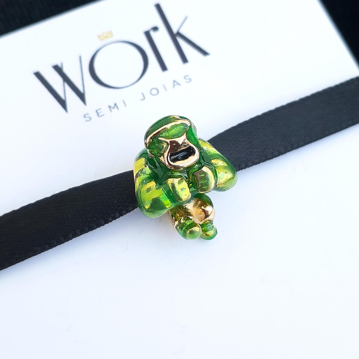 Berloque Hulk Marvel Separador Pandora Banhado A Ouro 18k - Premium ...