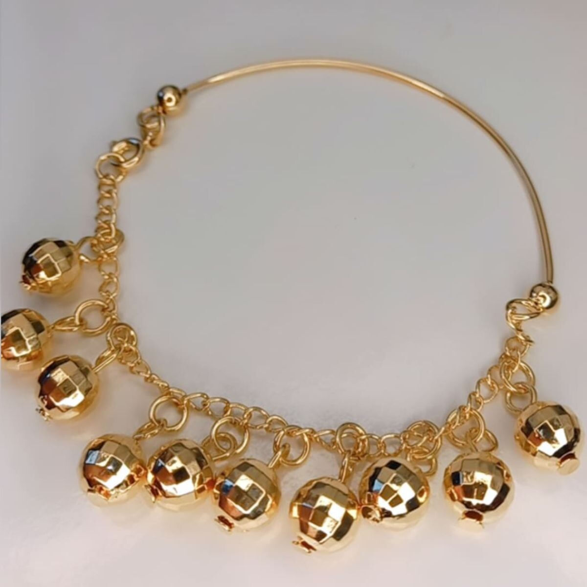 Pulseira Metade Esfera Com Aro Bella Chique - Carrefour