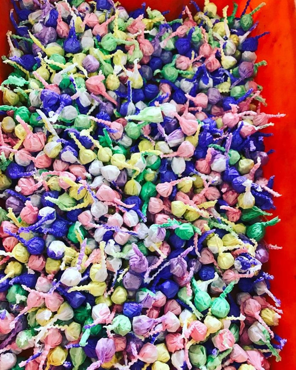 Estalos de Salão Estalinhos Traque de Massa 750un biribinhas - Carrefour