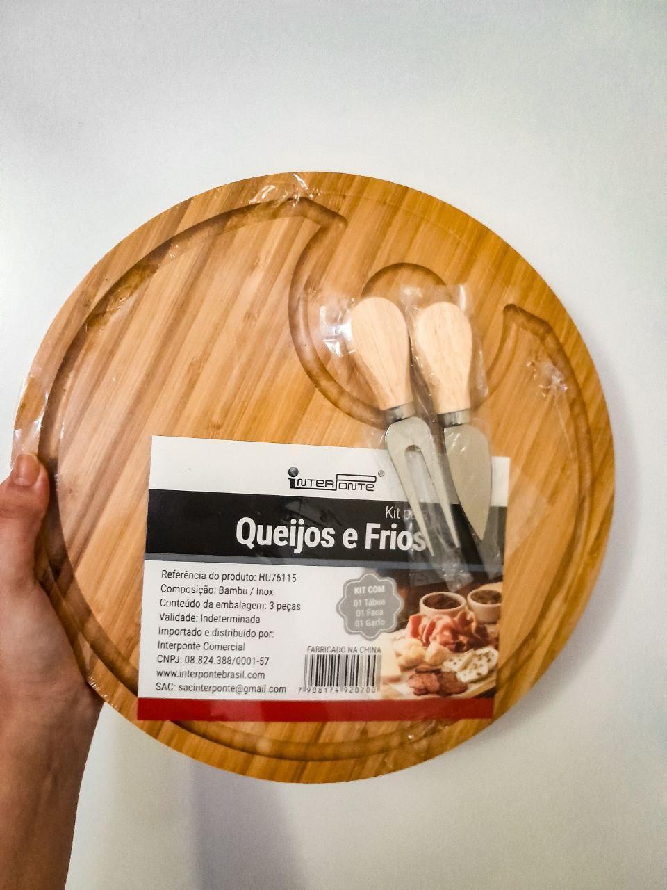 Kit Para Queijos E Frios Com Tábua, Faca E Garfo - Carrefour