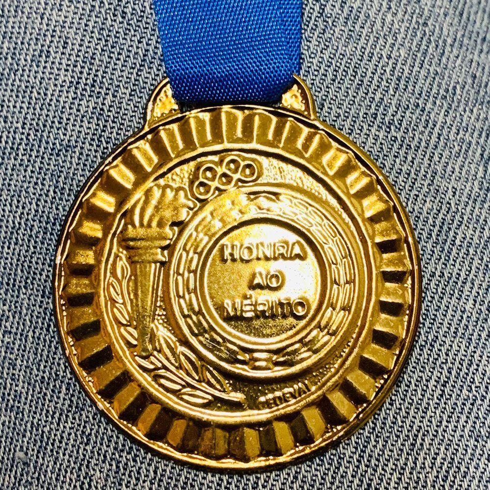 kit-160-medalhas-de-4-4cm-honra-ao-m-rito-fita-azul-col-gio-bronze