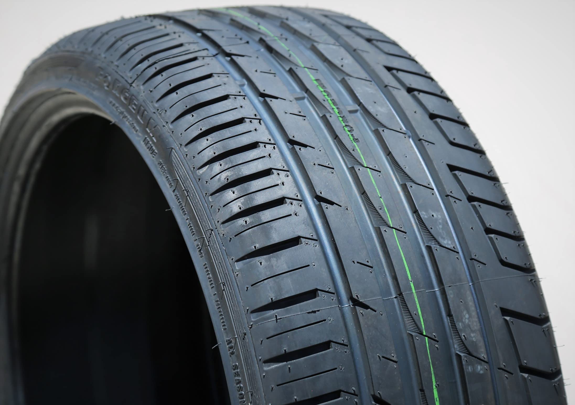Pneu Forceum Octa All-season De Alto Desempenho 245/35r20 95y - Carrefour