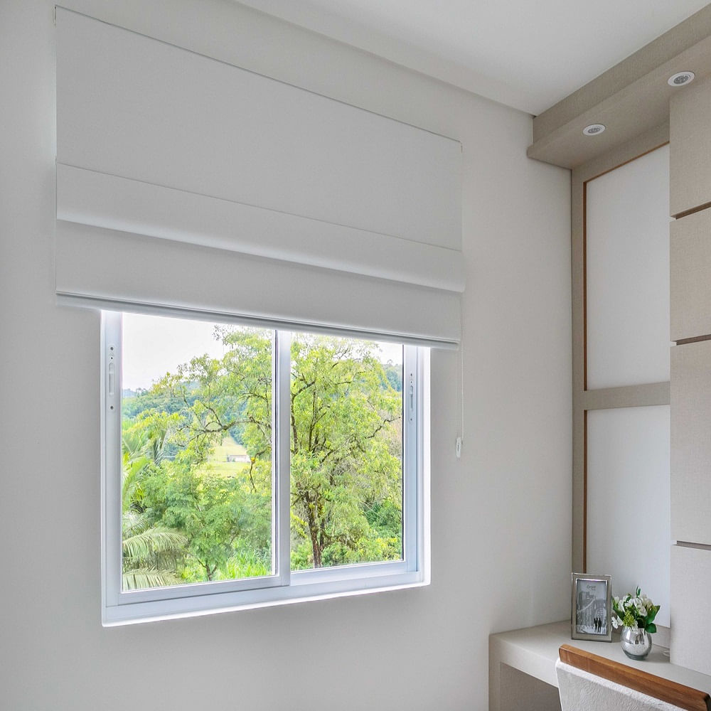 Persiana Romana (1,40Lar. x 1,50Alt.) Tecido Blackout Branco - Vogaflex - Carrefour - Carrefour