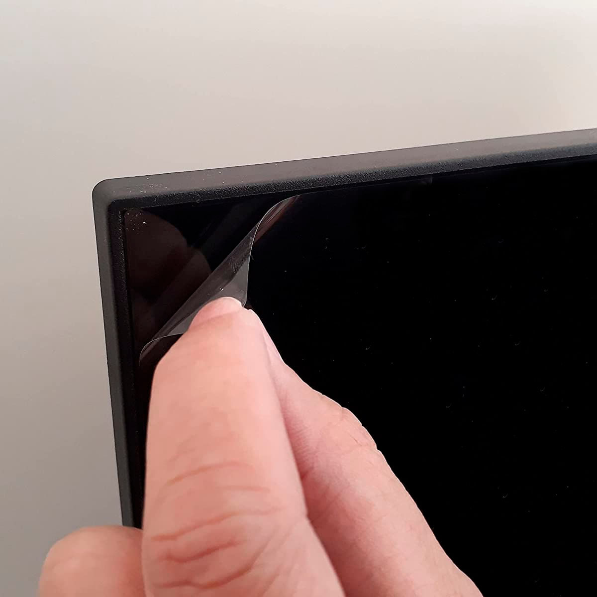 Monitor LED 24" Full HD Widescreen B0 HDMI VGA Mitsubishi - Carrefour