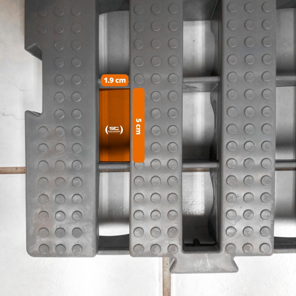 Kit - Estrado Plástico (4 Un = 1m²) 4,5x50x50 Cinza - Della Plast - Carrefour